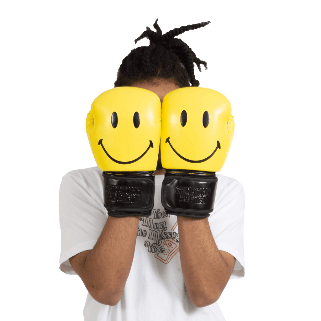 SMILEY BOXING GLOVES – Congruent Space